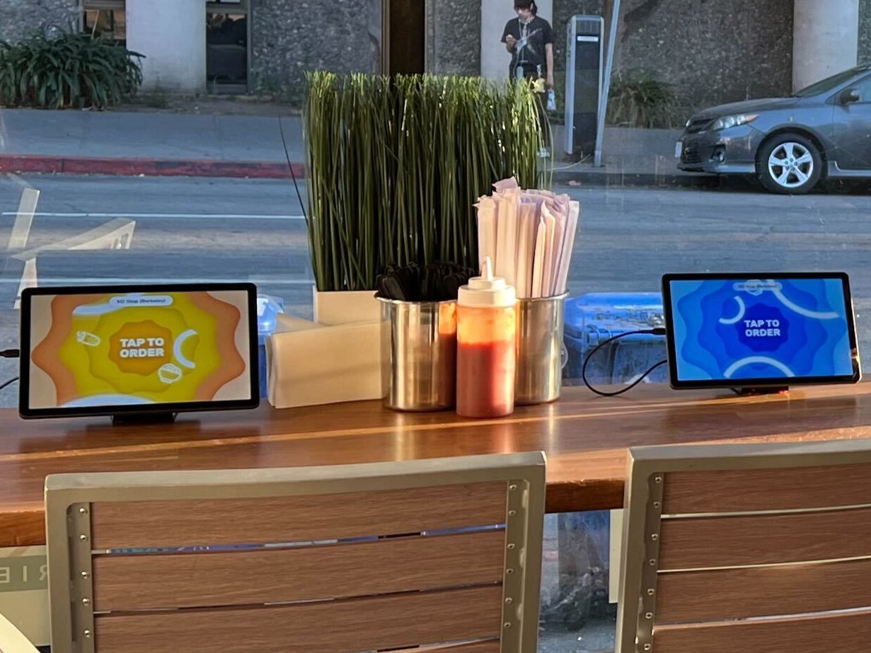 Kiosks – Snackpass